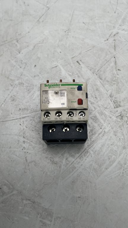 Schneider Electric JIS C8201-4-1 LC1 D32 24 VDC 25 Amp Contactor | CNC ...